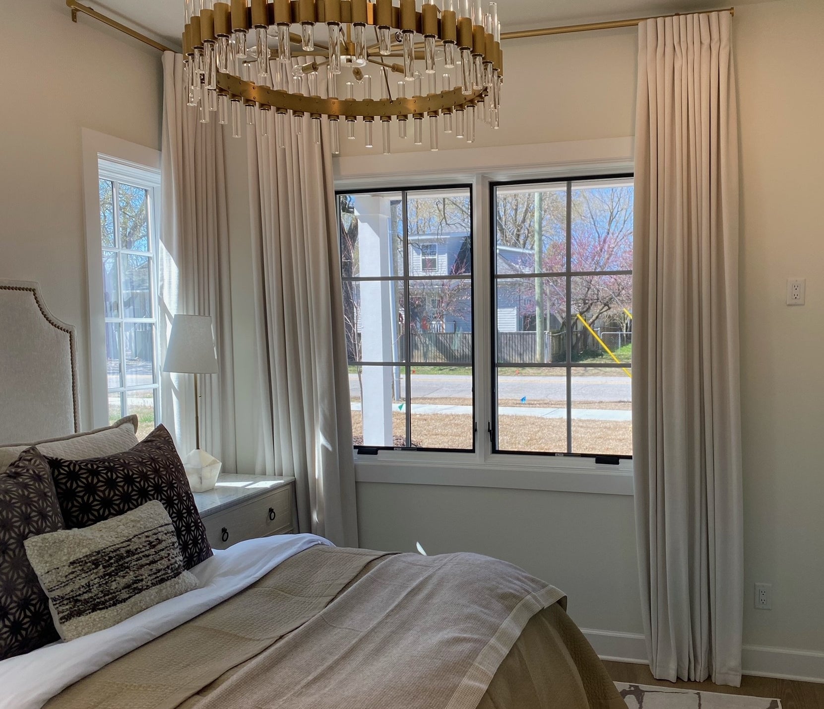 Gallery — Fabrics and Drapes