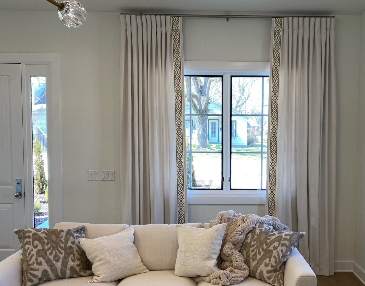 Gallery — Fabrics and Drapes